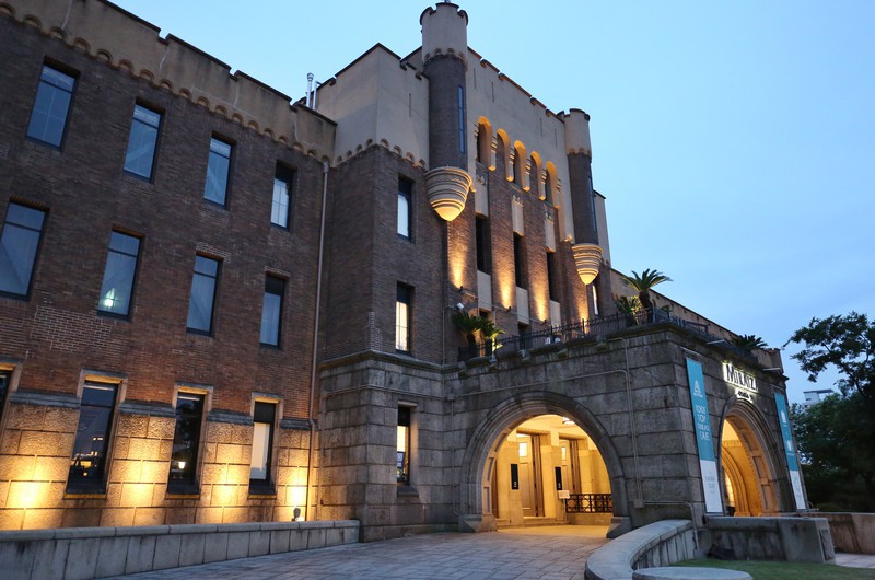 Retro Japan in Photos: Former military HQ at Osaka Castle open to ...