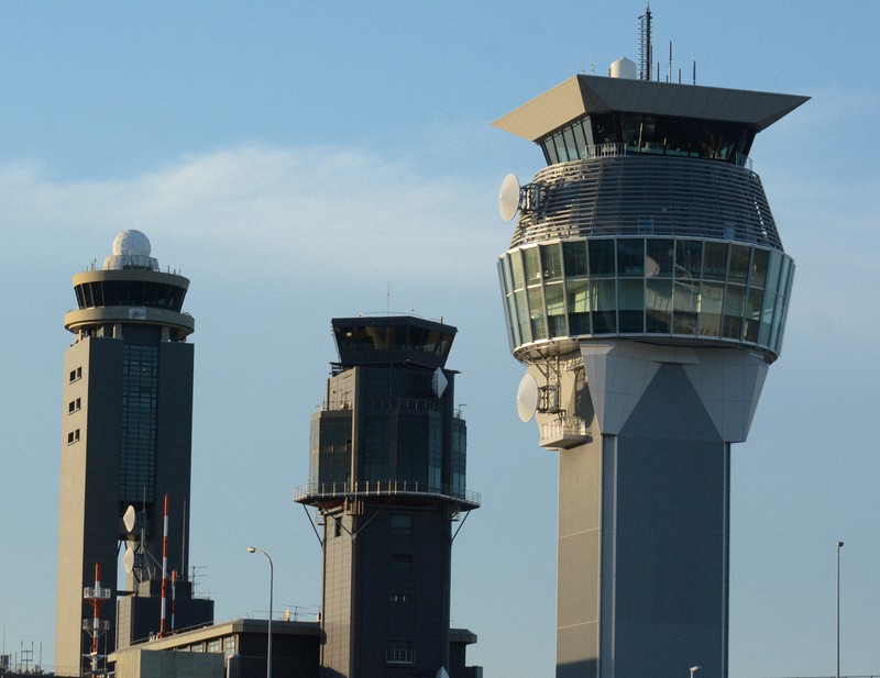 Japan's Narita airport gets new control tower -- 3rd in three eras ...