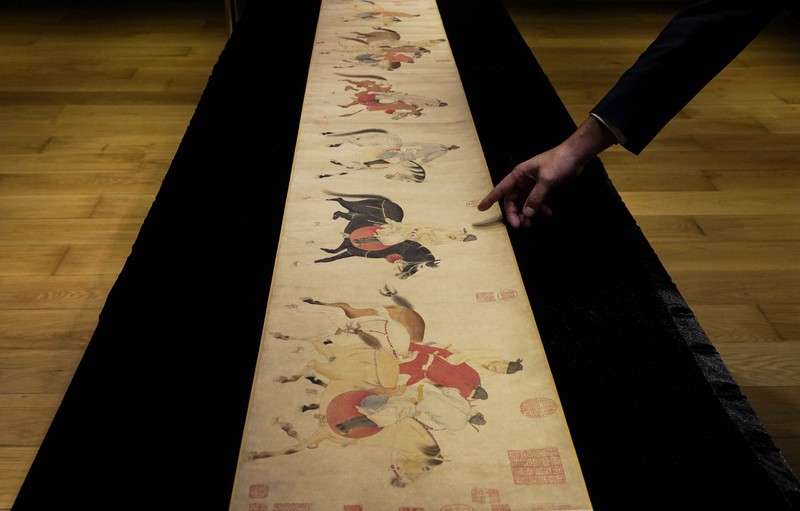 700-year-old Chinese scroll sells for $41.8M in Hong Kong - The Mainichi