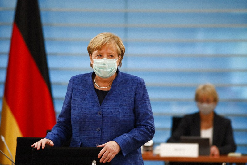 Merkel to meet with German mayors as virus numbers rise - The Mainichi