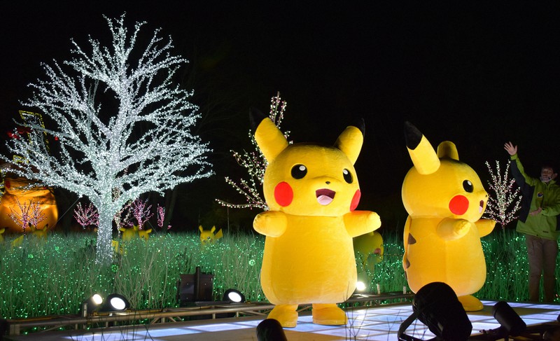Japan Photo Journal: Pikachus in the spotlight for 'Pokemon ...