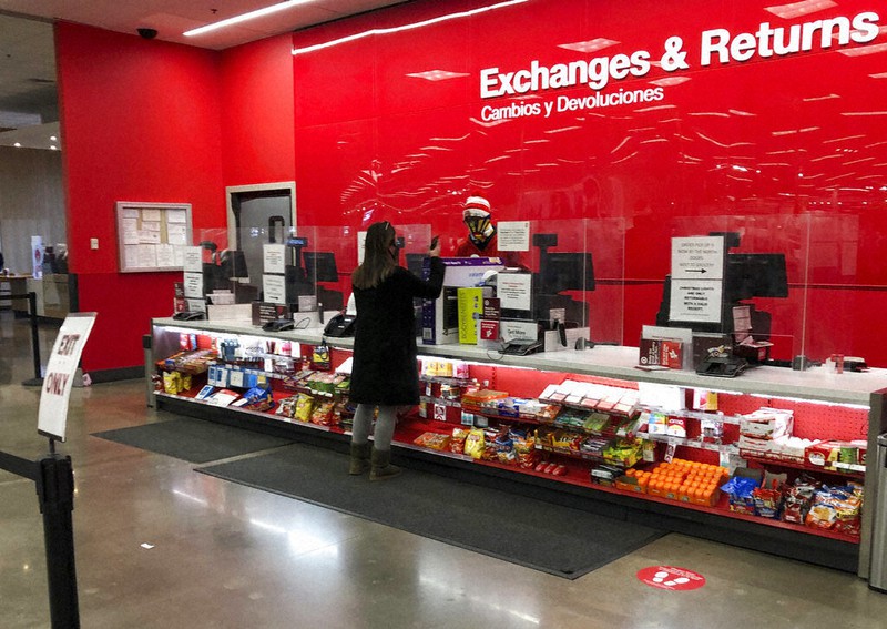 Retailers brace for flood of returns from online shopping - The Mainichi