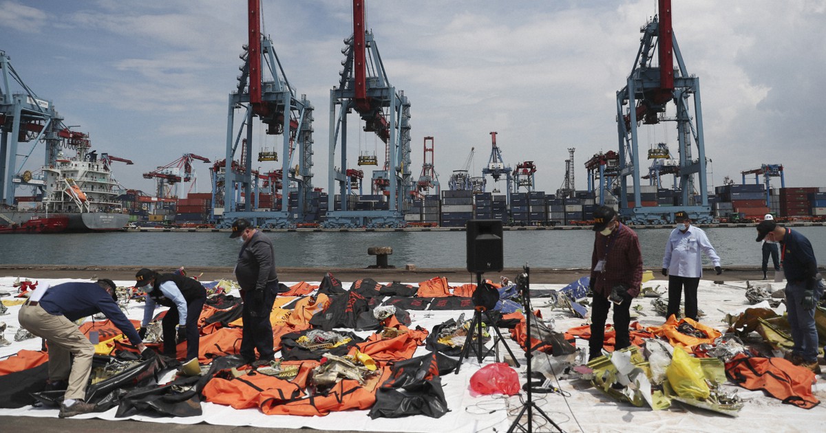 US NTSB team arrives in Indonesia to look into jet crash - The Mainichi