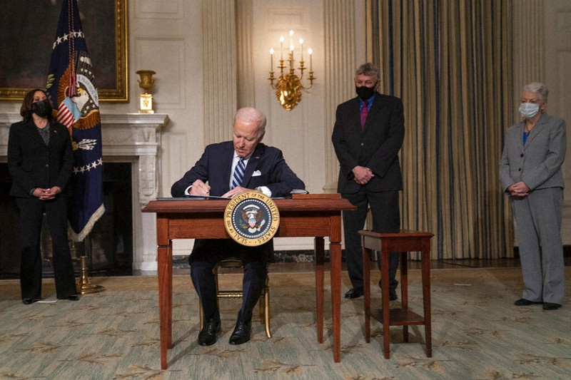 EXPLAINER: Executive orders can be swift but fleeting - The Mainichi