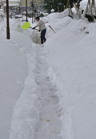 Heavy snow set to hit regions along Sea of Japan through Jan. 30 ...