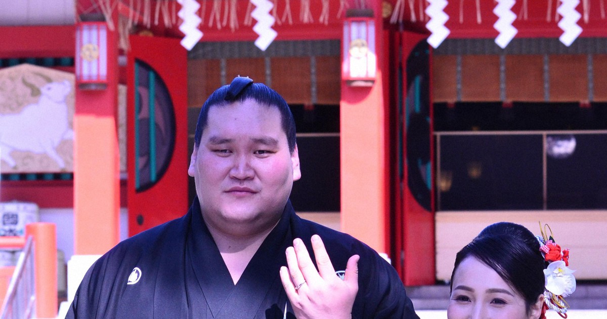 Sumo wrestler Terunofuji thanks wife for support during Tokyo wedding ...