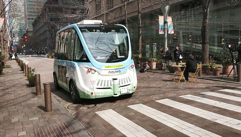 Autopilot bus test underway on 350-meter section in central Tokyo - The ...