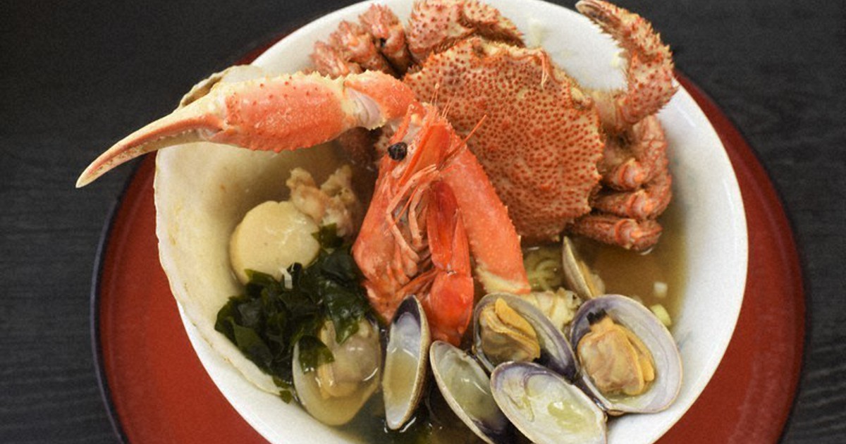 Tsunami survivors' generous seafood ramen in northeast Japan keeps ...