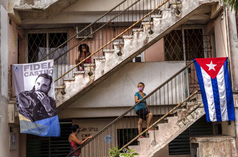 Cuba rolls out mass vaccines while awaiting study results - The Mainichi