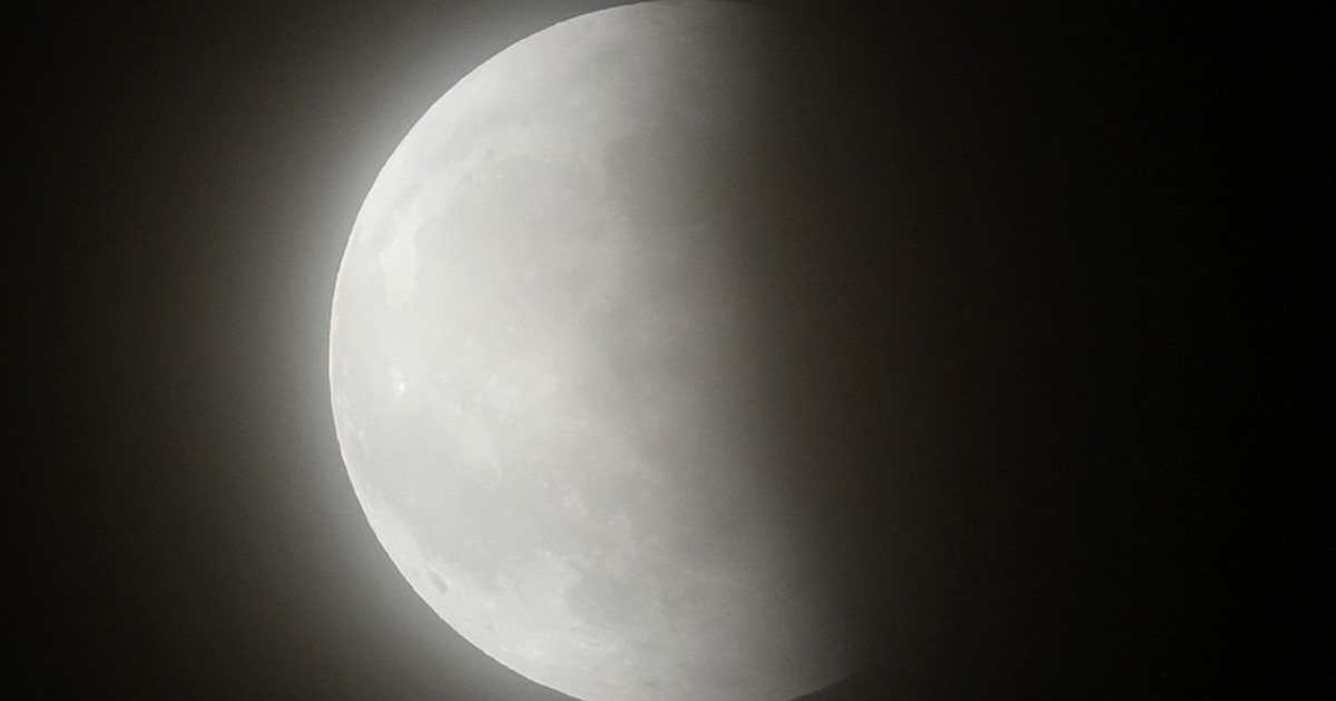 In Photos: Copper moon appears in Japan skies during total lunar ...