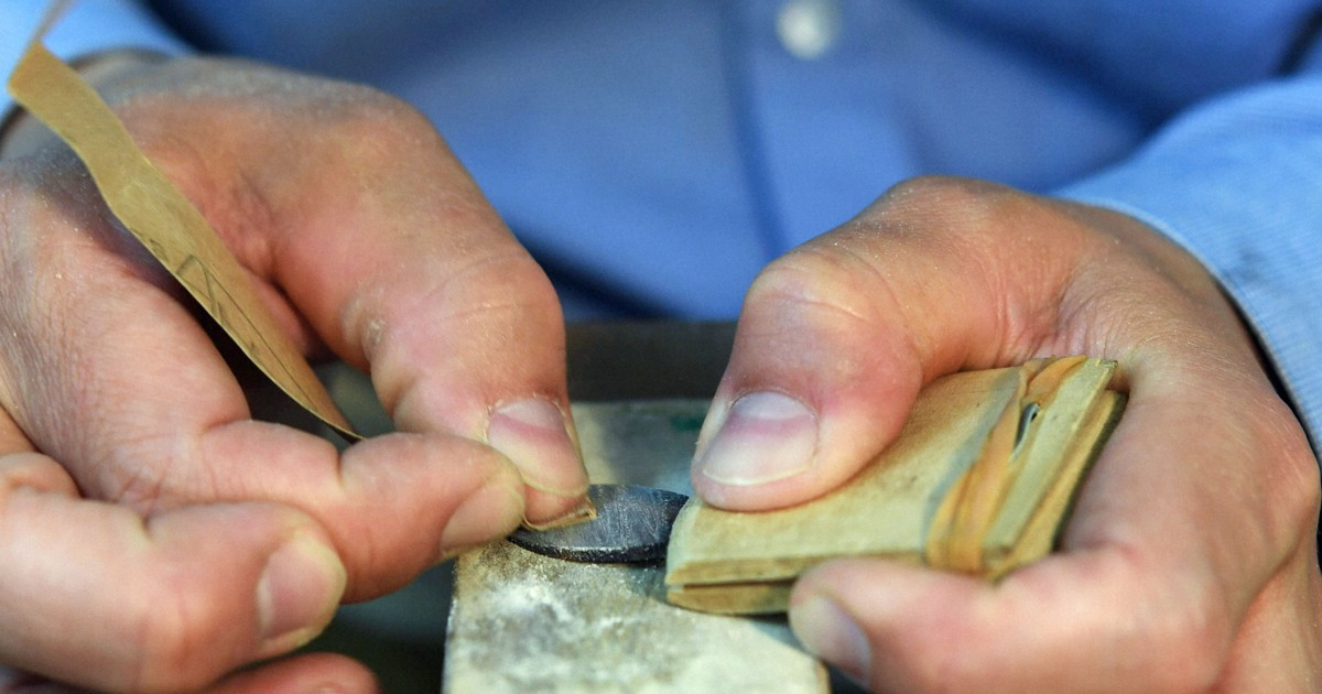 In Photos: Precious Japanese turtle shell crafts something to treasure ...