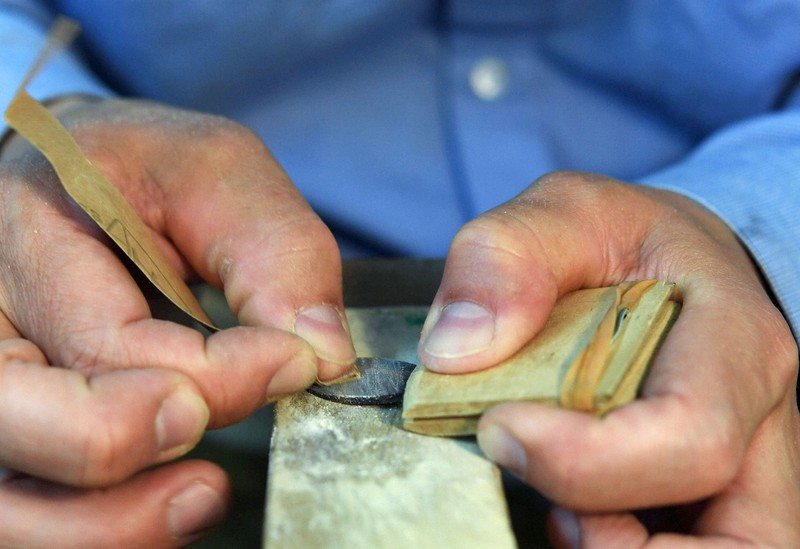 In Photos: Precious Japanese turtle shell crafts something to treasure ...