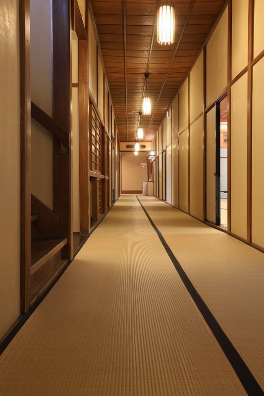 Retro Japan in Photos: Former traditional eatery in Akita Pref. still ...