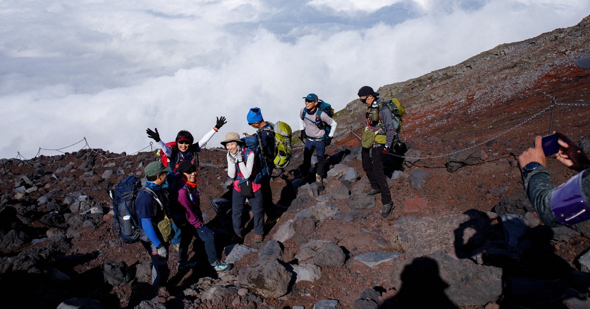 In Photos: Mt. Fuji climbing season opens for 1st time in 2 years - The ...