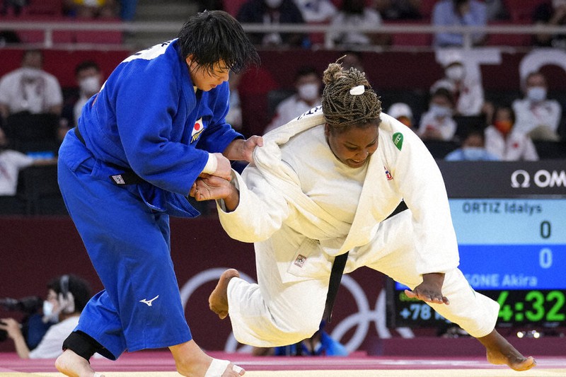 Japanese judoka Akira Sone clinches gold in women's over-78-kg class at ...