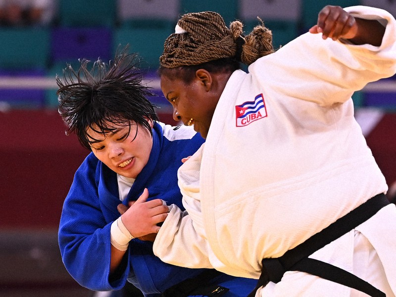 Japanese judoka Akira Sone clinches gold in women's over-78-kg class at ...