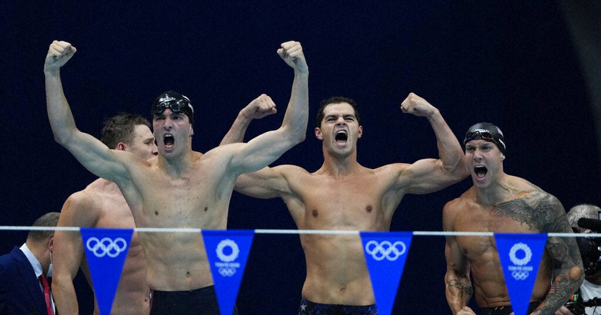 Olympic swimming ends with splashy new records, US gold - The Mainichi