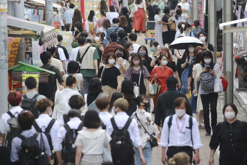 Tokyo reports 2,195 COVID-19 cases on Aug. 2 - The Mainichi