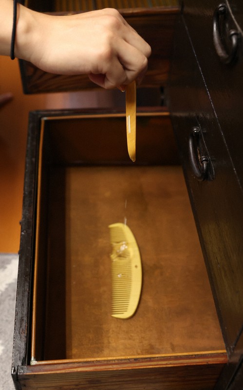 In Photos: Handmade Japanese combs combine beauty, practicality, and ...