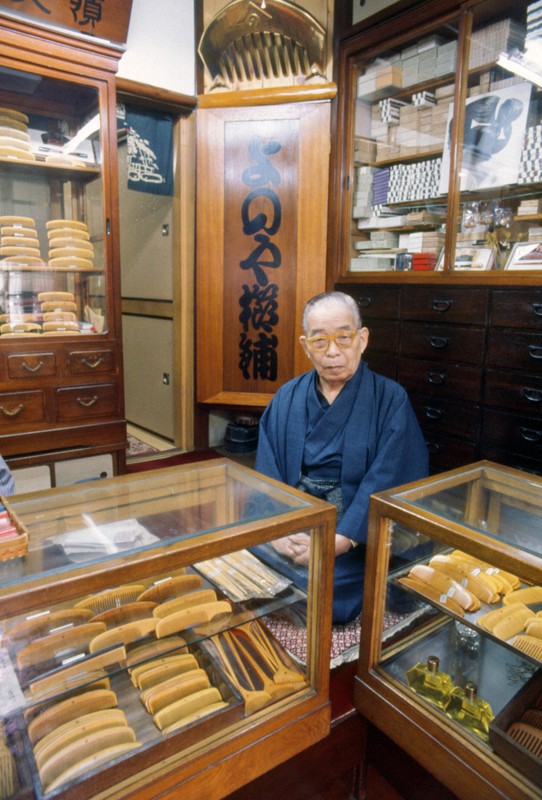 In Photos: Handmade Japanese combs combine beauty, practicality, and ...
