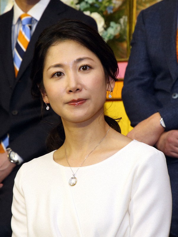 NHK anchor Maho Kuwako marries actor Yukiyoshi Ozawa - The Mainichi