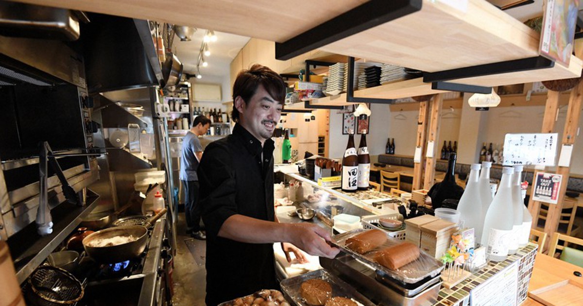 In Photos: Japan's eateries, alcohol sellers get ready for Oct. 1 ...