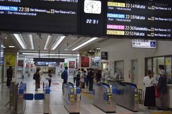 Man stuck in gap between shinkansen bullet train, platform in southwest ...