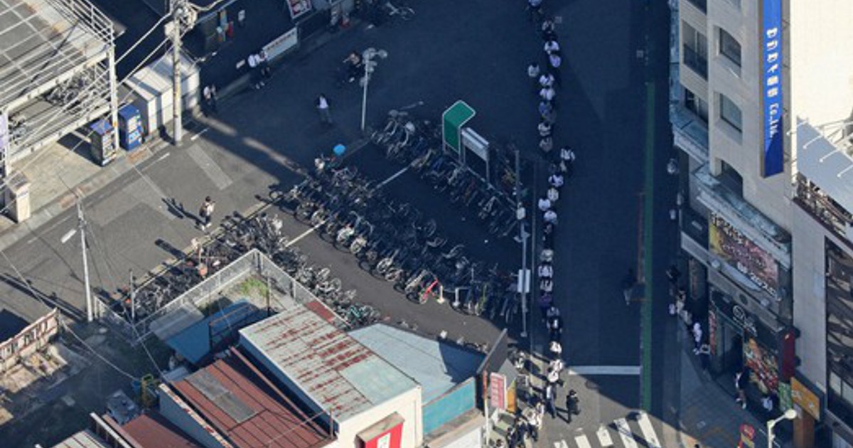 In Photos: Tokyo area hit by major transport delays day after strong ...