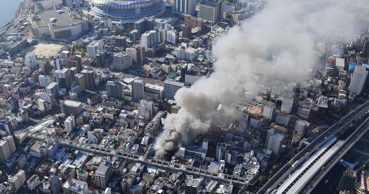 In Photos: Fire engulfs downtown Osaka shopping street - The Mainichi