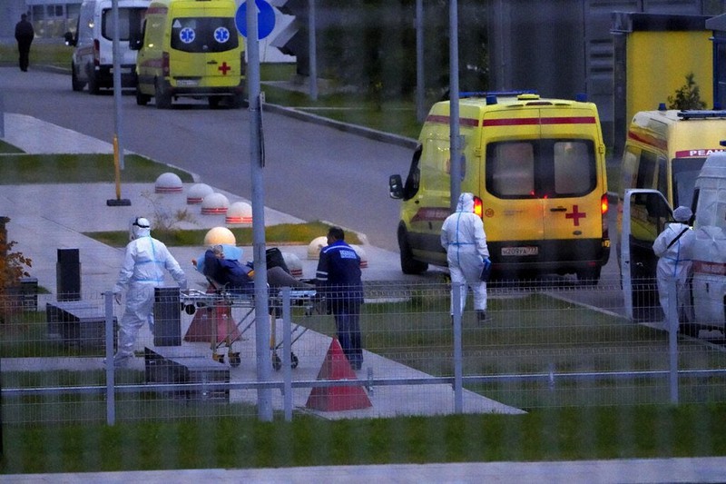 Russia's virus infections over 8 million; daily deaths high - The Mainichi