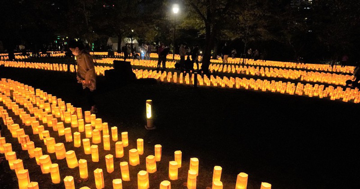 In Photos: Southwest Japan castle lit up with 30,000 bamboo lanterns ...
