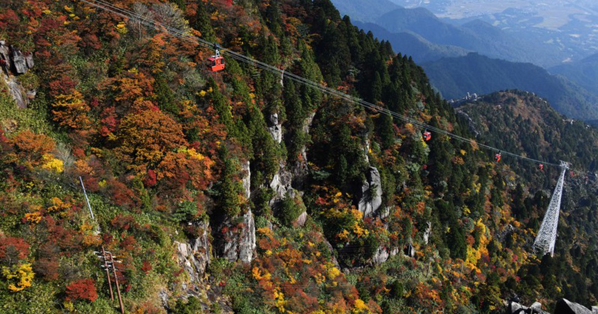 In Photos: Fall foliage at its finest on Japan's Mt. Gozaisho - The ...