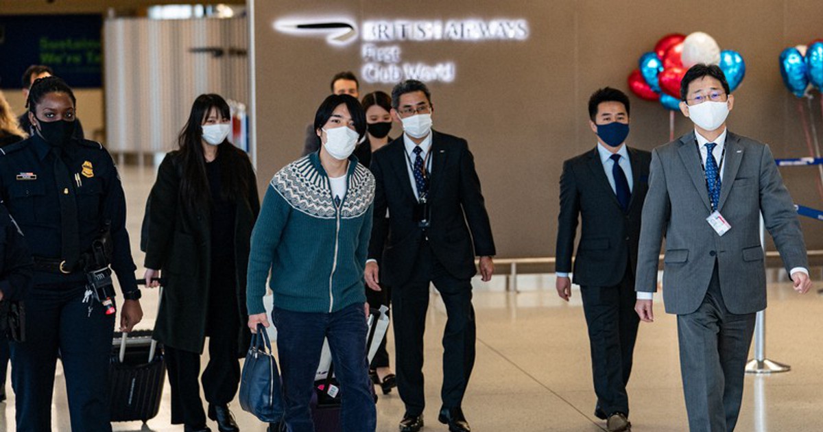 In Photos: Ex-Princess Mako, husband arrive in NY for new life - The ...