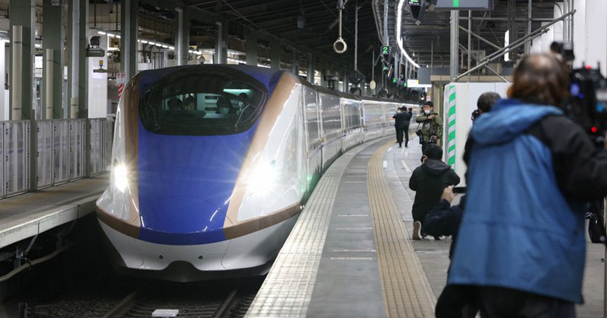 In Photos: Aboard an automated shinkansen bullet train test in Niigata ...