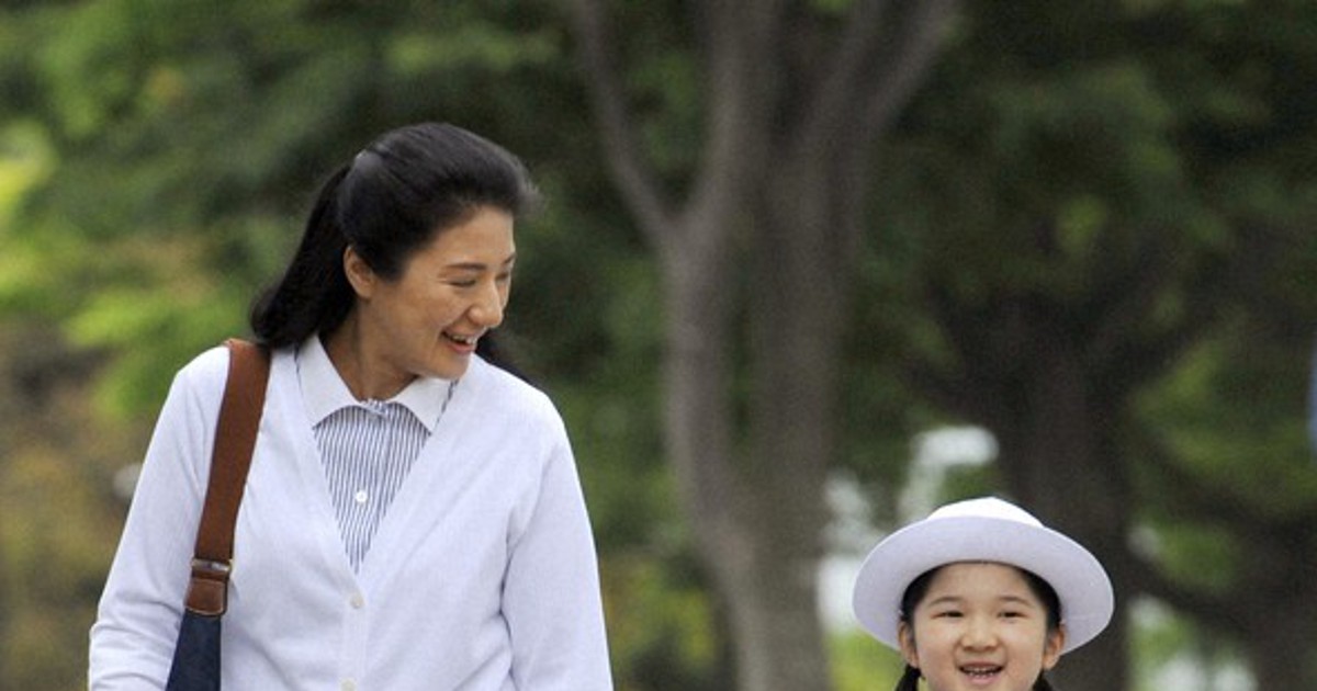 In Photos: Princess Aiko from her birth to 20th birthday - The Mainichi