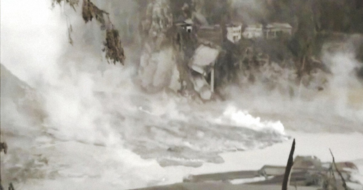 Death toll rises to 13 in Indonesia volcano eruption - The Mainichi