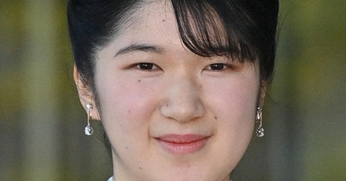 In Photos: Princess Aiko goes through official coming-of-age ceremonies ...