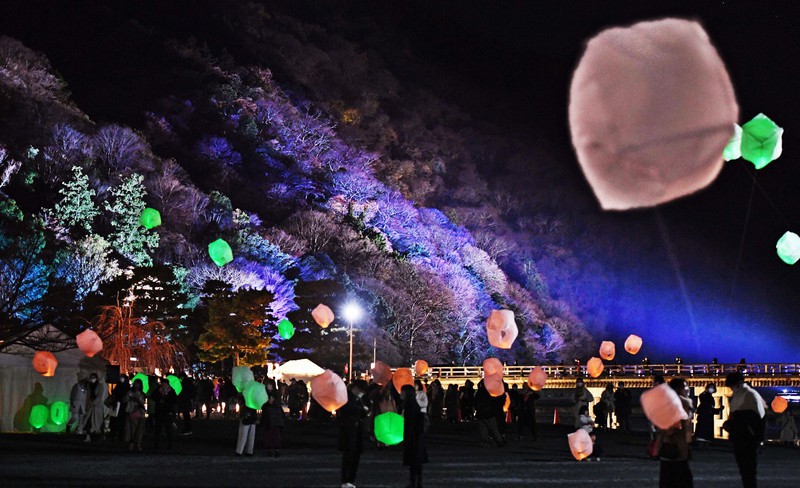 In Photos: Tourist attractions lit up in final Kyoto Arashiyama ...