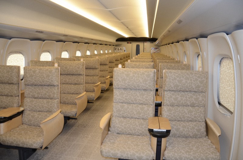 Bullet train cars to run on new Nagasaki route of Kyushu Shinkansen ...