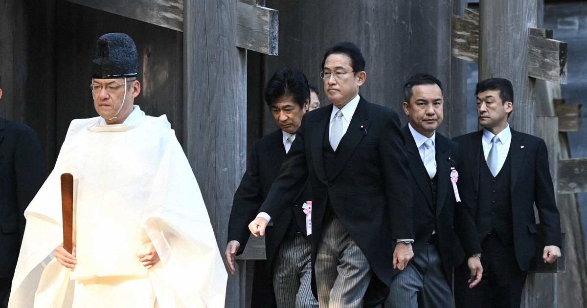 Japan leader promises boosters, new measures against omicron - The Mainichi