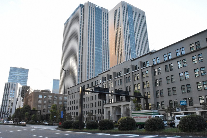 Japan's entrance exam takers exposed to COVID patients can get taxis to ...