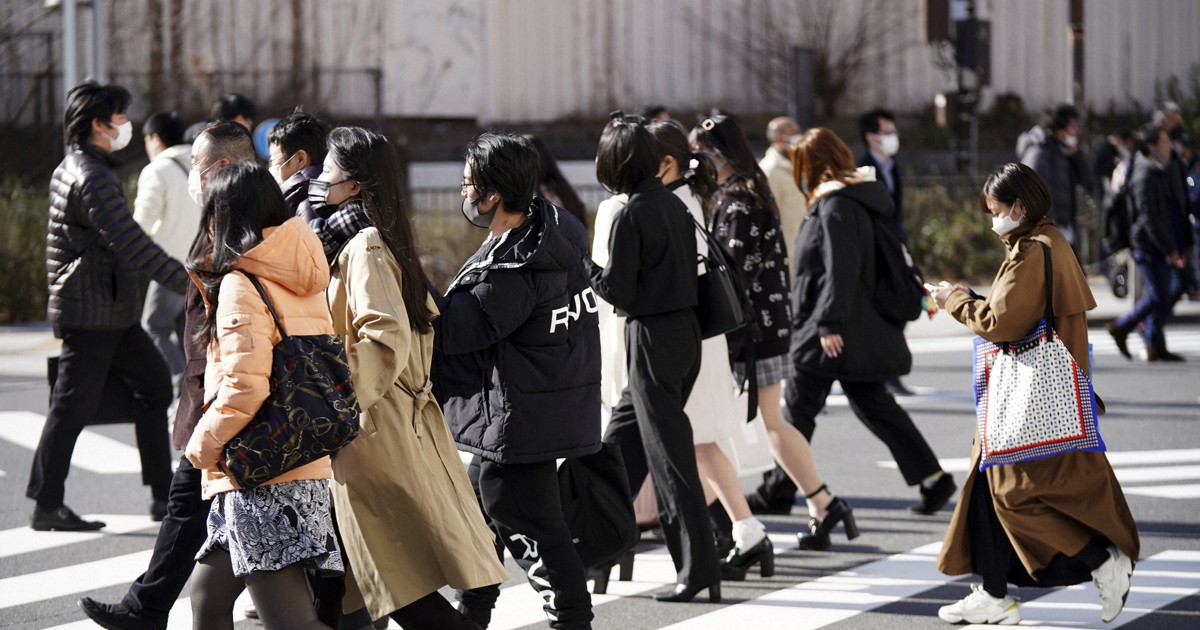 Japan ready to expand virus restrictions as infections surge - The Mainichi