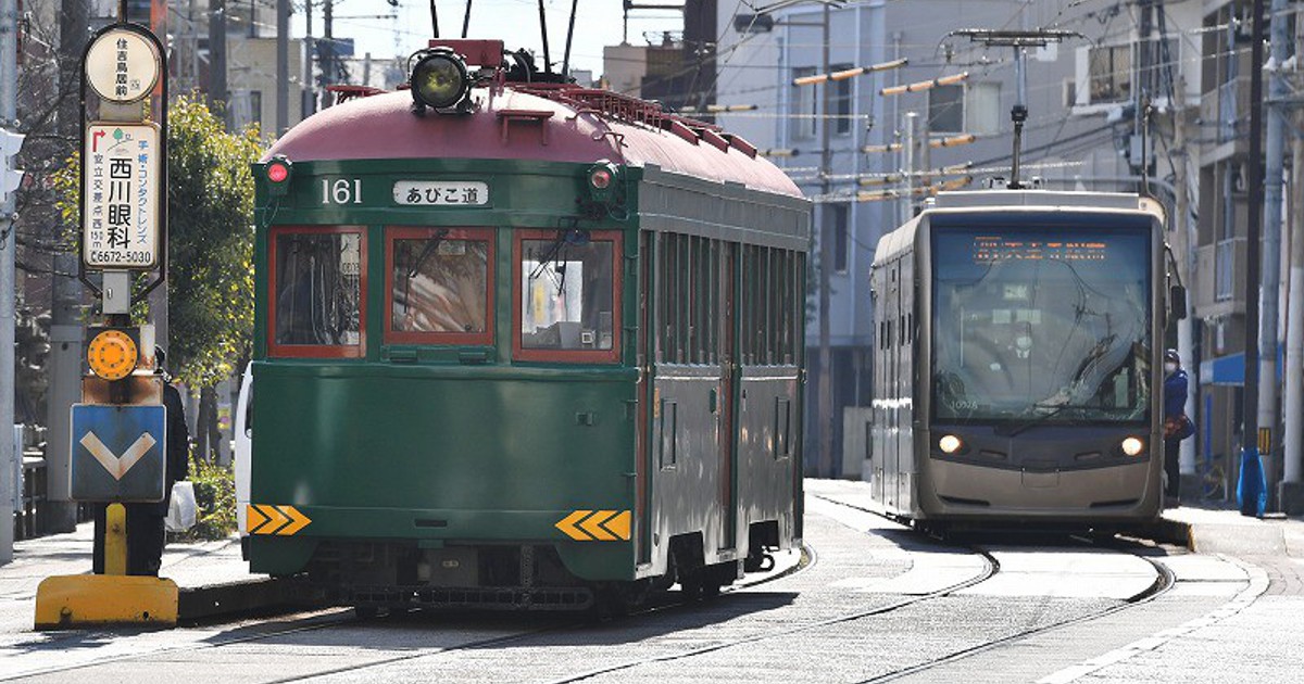 In Photos: Retro tram from 1928 still rattling, rolling in Osaka - The ...