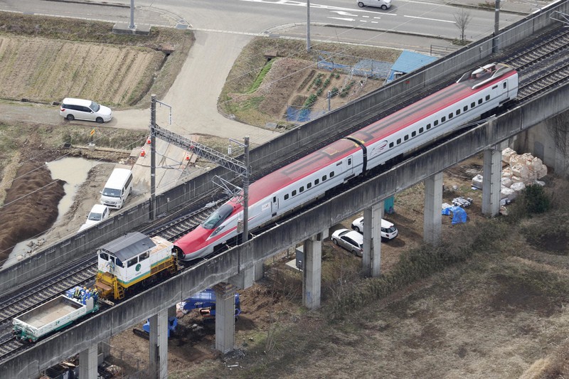Workers start removing derailed bullet train following March 16 ...