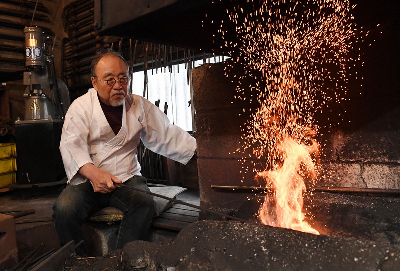 In Photos: Japan's stylish katana swords dating back to samurai ...