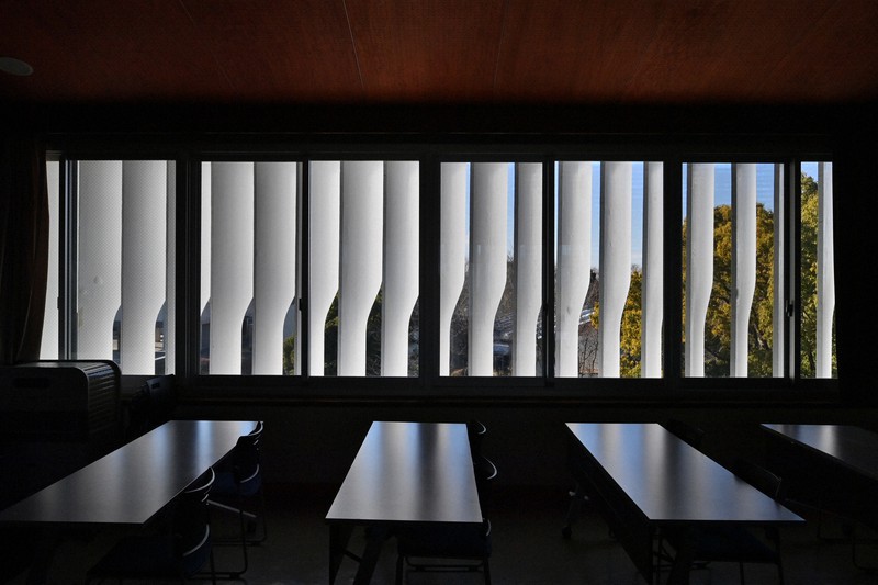 Retro Japan in Photos: Art college's large lecture hall has ...