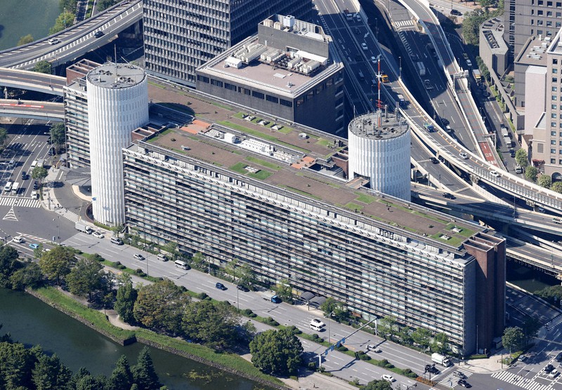 A century of The Mainichi journalism, reflected on through 2 tiny ...