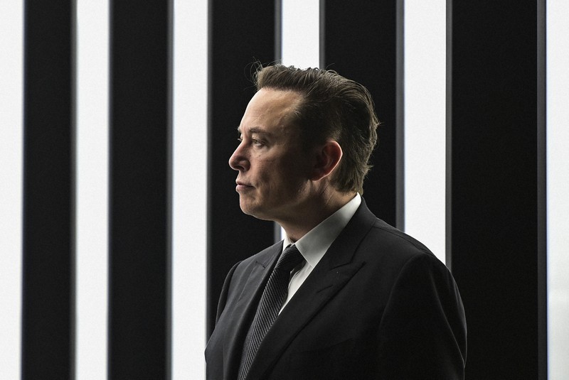 Tesla CEO Elon Musk offers to buy Twitter - The Mainichi