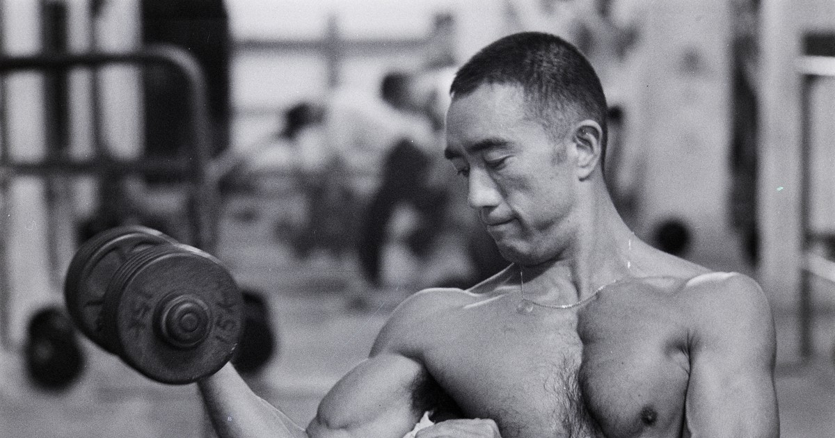 Edging Toward Japan: Anthony Thwaite, a poetic bridge between East and ...