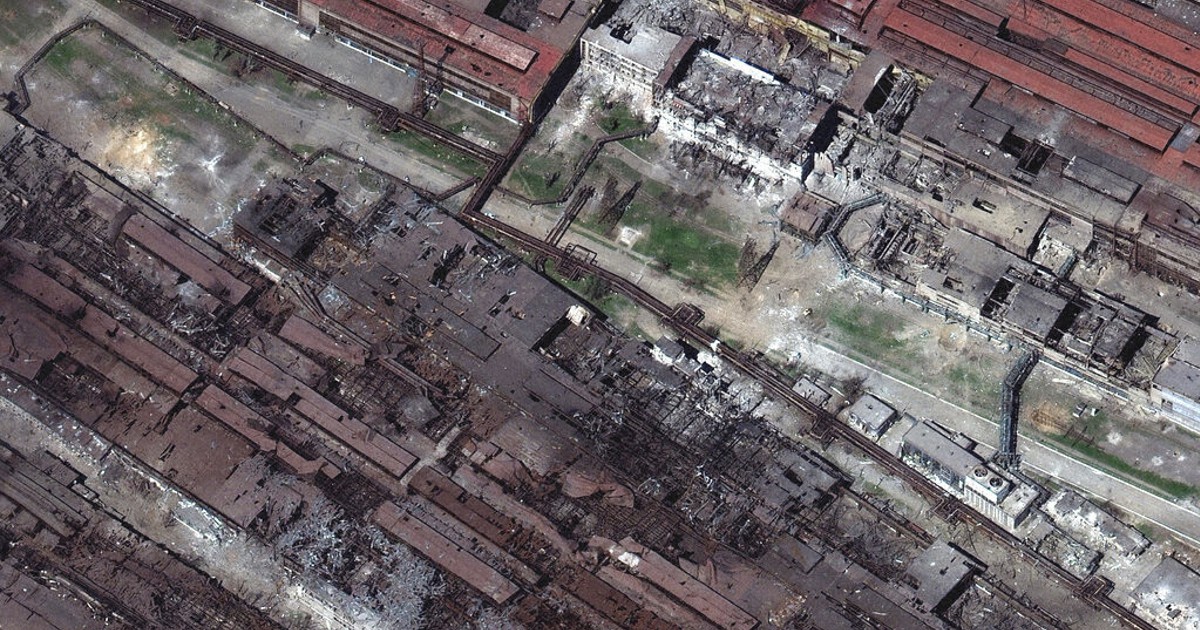 Some Ukrainians evacuated from ruins of Mariupol steel plant - The Mainichi